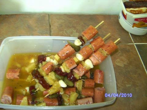 LEKKER RESEPTE VIR DIE JONGERGESLAG: PYNAPPEL EN RUSSIAN SOSATIE