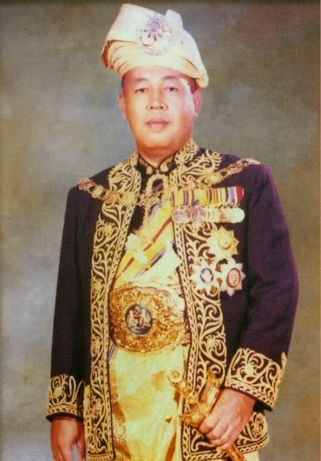 WARISAN RAJA & PERMAISURI MELAYU: Raja dan Permaisuri Penerima Gelaran ...