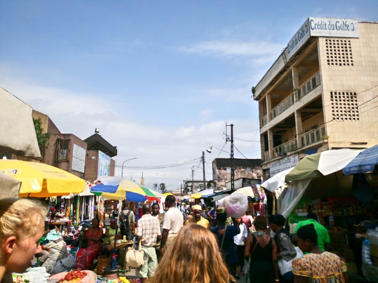 Mein Leben in Kamerun: Ein Tag in Duala - das erste Mal "weiß" sein