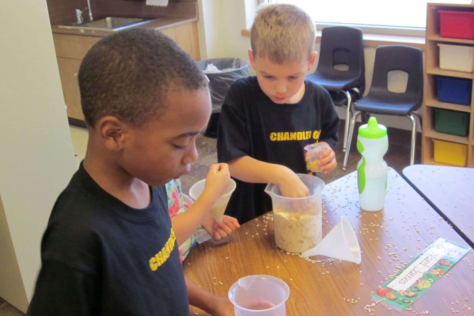 Chandler Oaks Evidence of Excellence: Kinder Students Inquire About ...