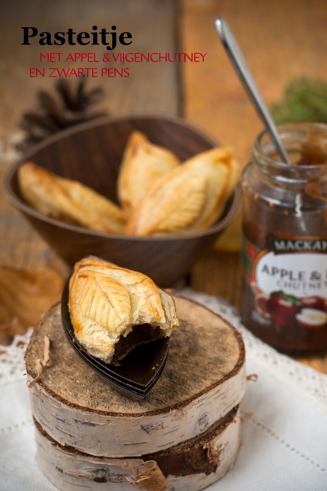 Pasteitje met appel- en vijgenchutney en zwarte pens - Hap en Tap