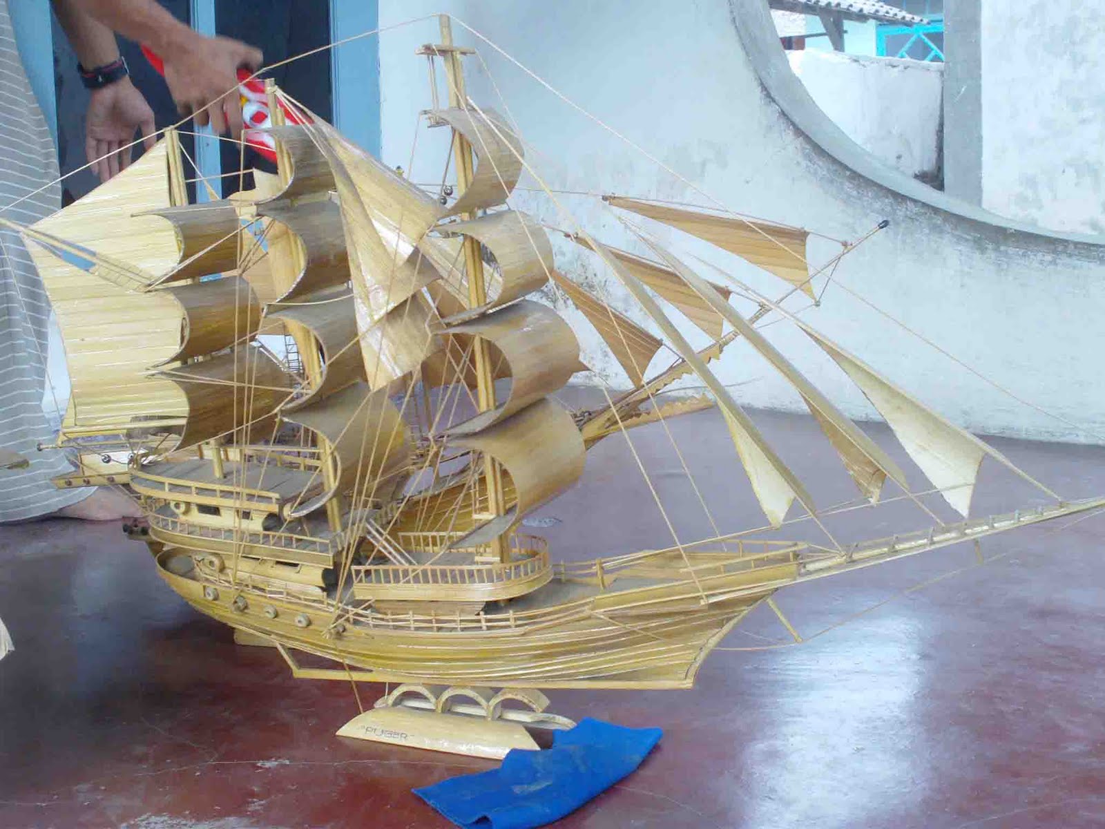 miniatur kapal layar dari bamboo by okalpuger seni itu indah | KANG LINTAS