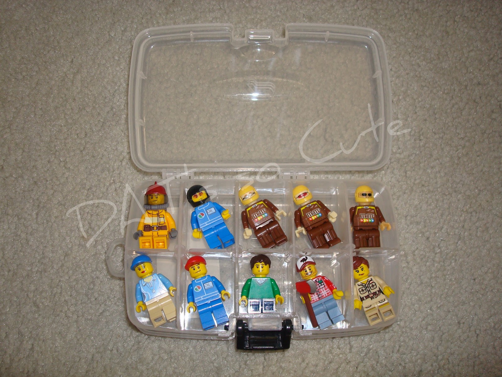 DAT's so Cute: Simple Solution for Little Lego Men/Women
