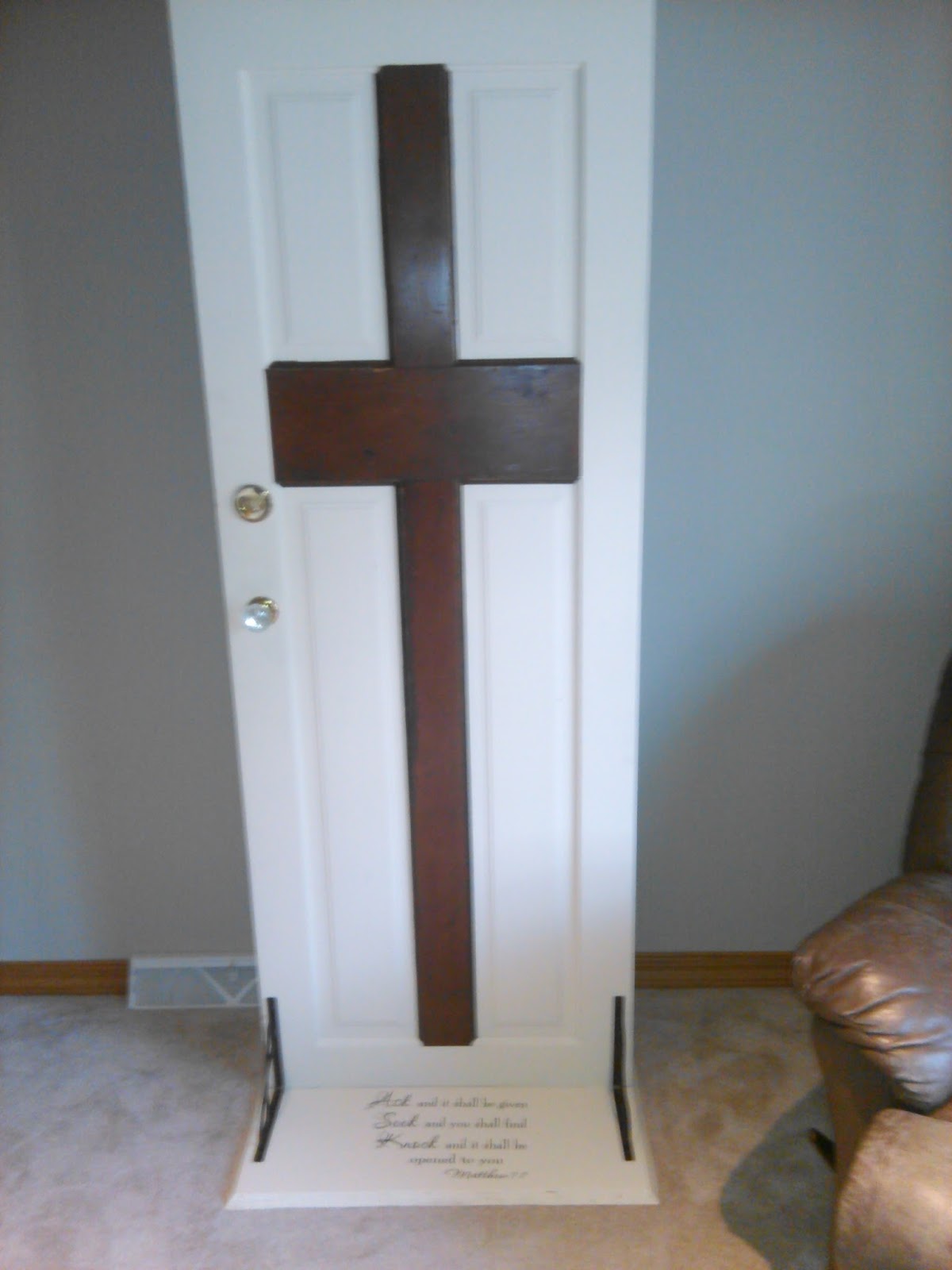 madetocreatelikethecreator: Prayer Room Door