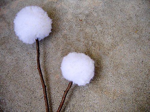 Las Teje y Maneje: POM POM FLOWERS