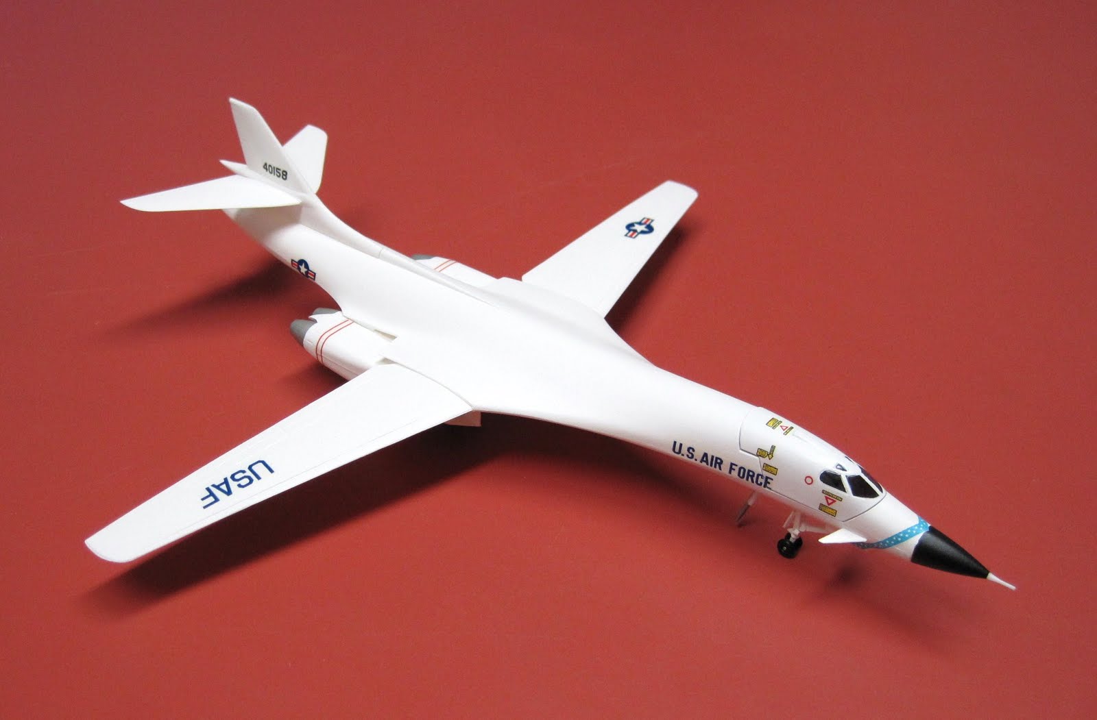 Model Airplane Memories: Entex Rockwell B-1 Bombers!