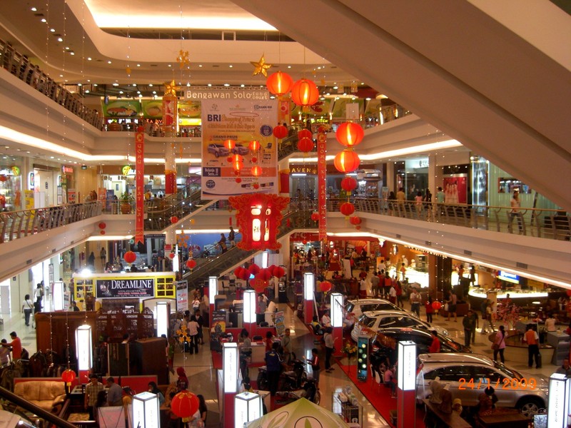 Mall Solo Square - Perumperindo.co.id