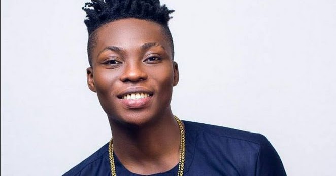 cordan's blog: Reekado Banks Shares Throwback Photo, List Series Of ...