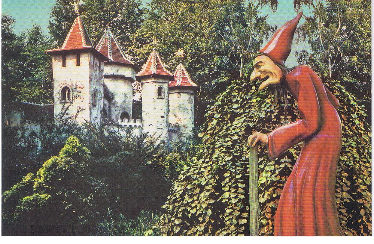 The Fox's Castles, Palaces and Fortresses: * Fake castles, drawings, XX ...