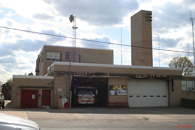 The Outskirts of Suburbia: Ladder 30, Engine 39, Philadelphia FD