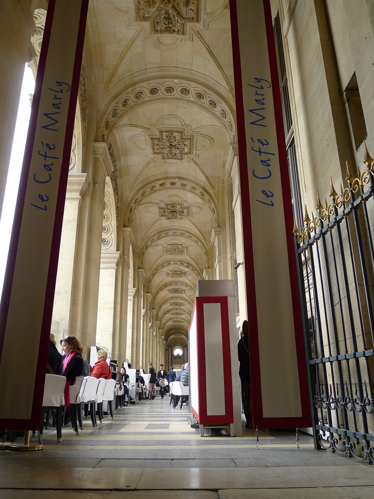 Le Café Marly