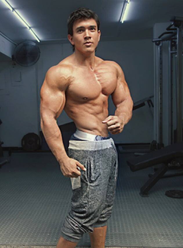 the beauty of male muscle: Daniel