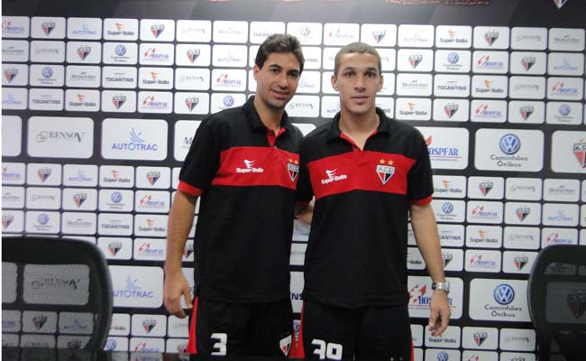 BLOG DO CLEUBER CARLOS: Atlético Segue Contratando, Mas São Reforços? BLOG DO CLEUBER CARLOS: Atlético Segue Contratando, Mas São Reforços?