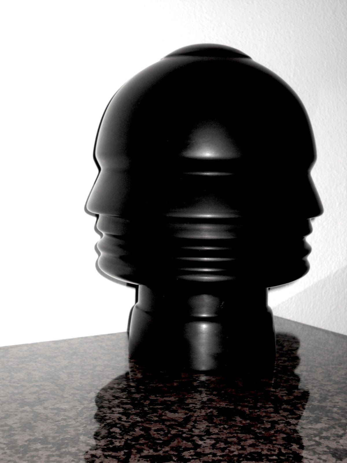 OUTSIDERS - IL MUSEO IMMAGINARIO: IL MUSSOLINI CHE FA "GIRARE LA TESTA ...