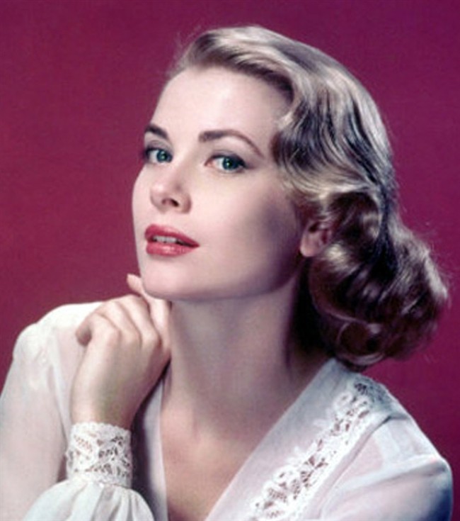 Stileggendo....spunti di vista: Il collo....