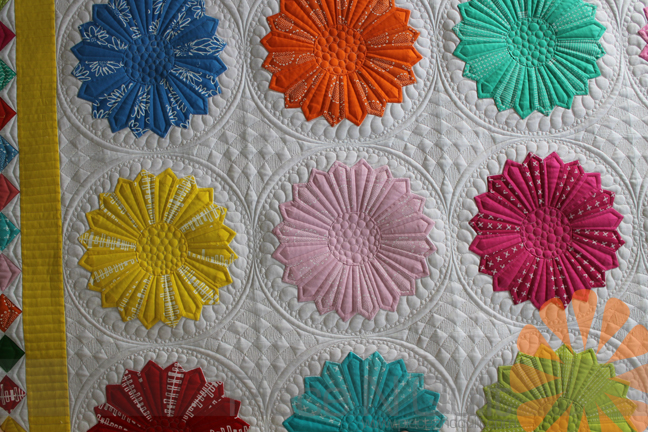 Piece N Quilt: Happy Daze Quilt - Custom Machine Quilting by Natalia Bonner