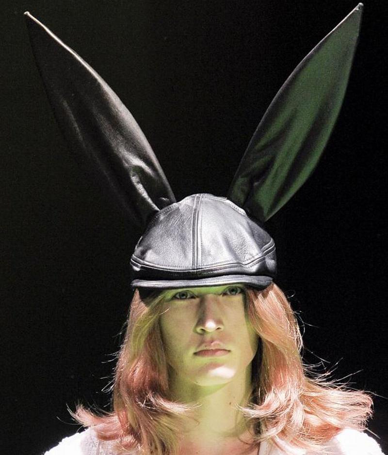 Fashion & Lifestyle: Stephen Jones Hats for Comme des Garçons... Fall ...