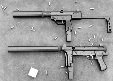 SENAPAN RINGAN OTOMATIS ATAU SUBMACHINE GUN