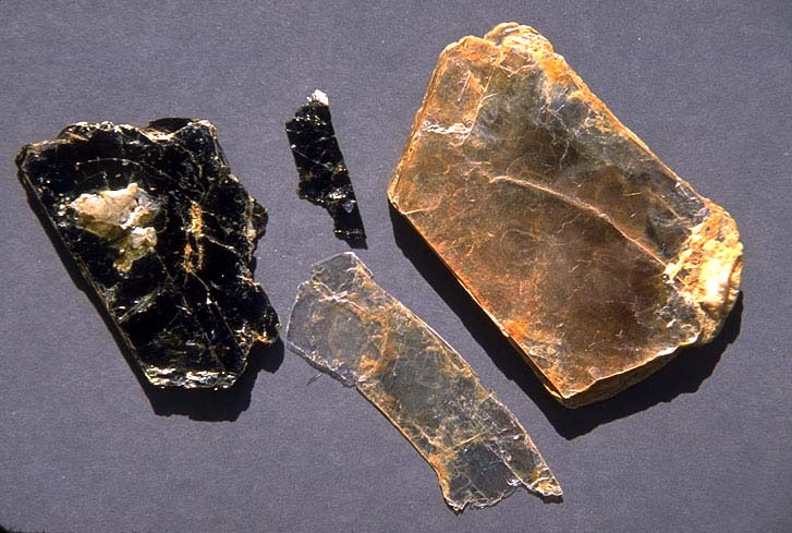 How to Identify Minerals in 10 Steps (Photos) - Geology In