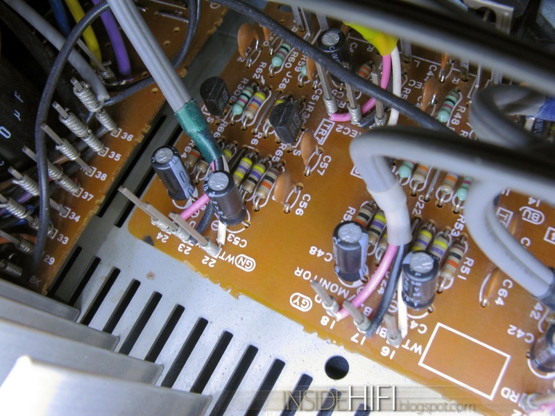 Inside Hi-Fi: Dual CV-1260
