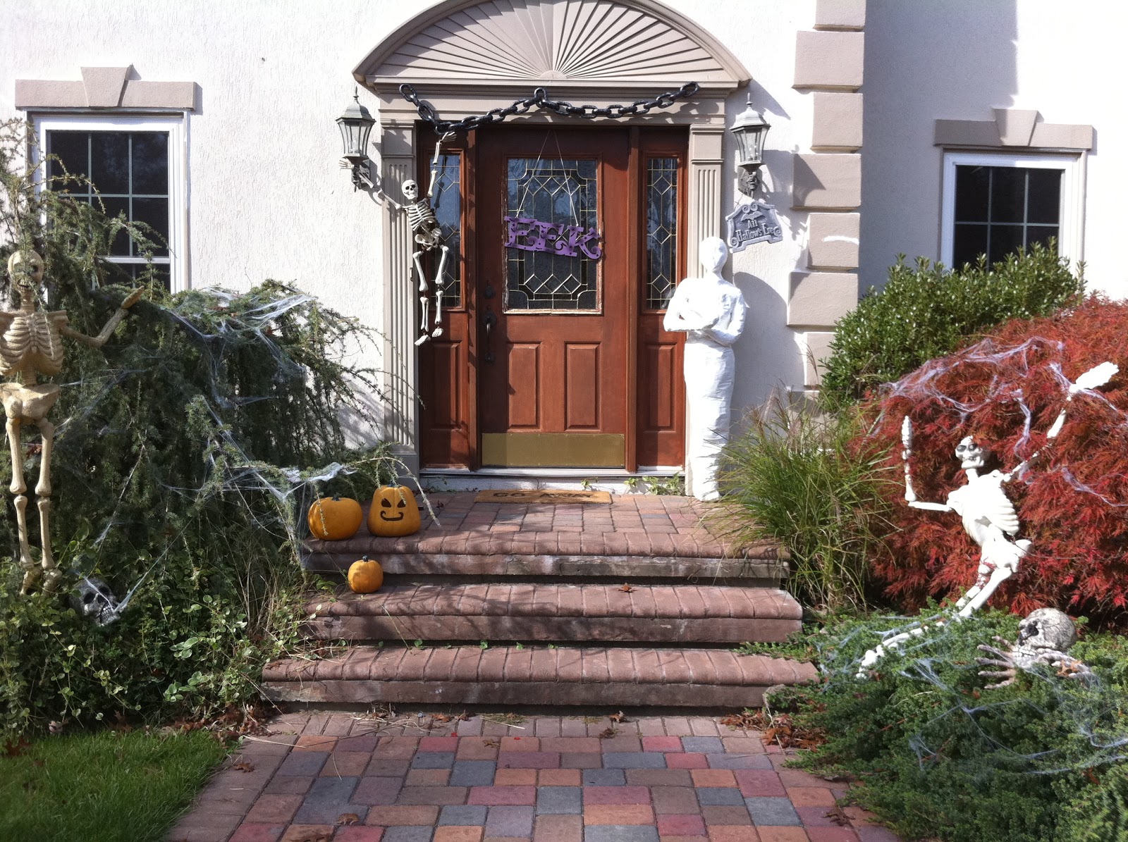 The Evolution of Home: Halloween DIY Weather Proof Mummy