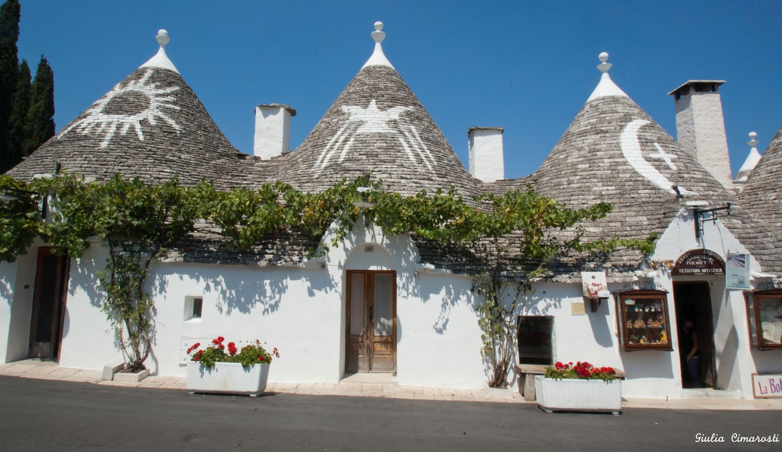HOME & GARDEN: Un trullo - des trulli