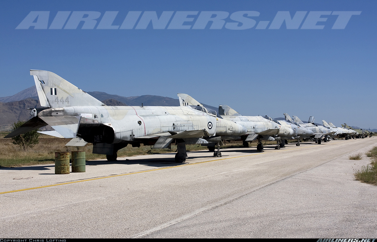 Luftwaffe A.S: Eye-Catching AFB: LARISSA & SOUDA (Greece)