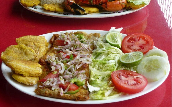 La playa de Sua – Lugares turísticos de Ecuador