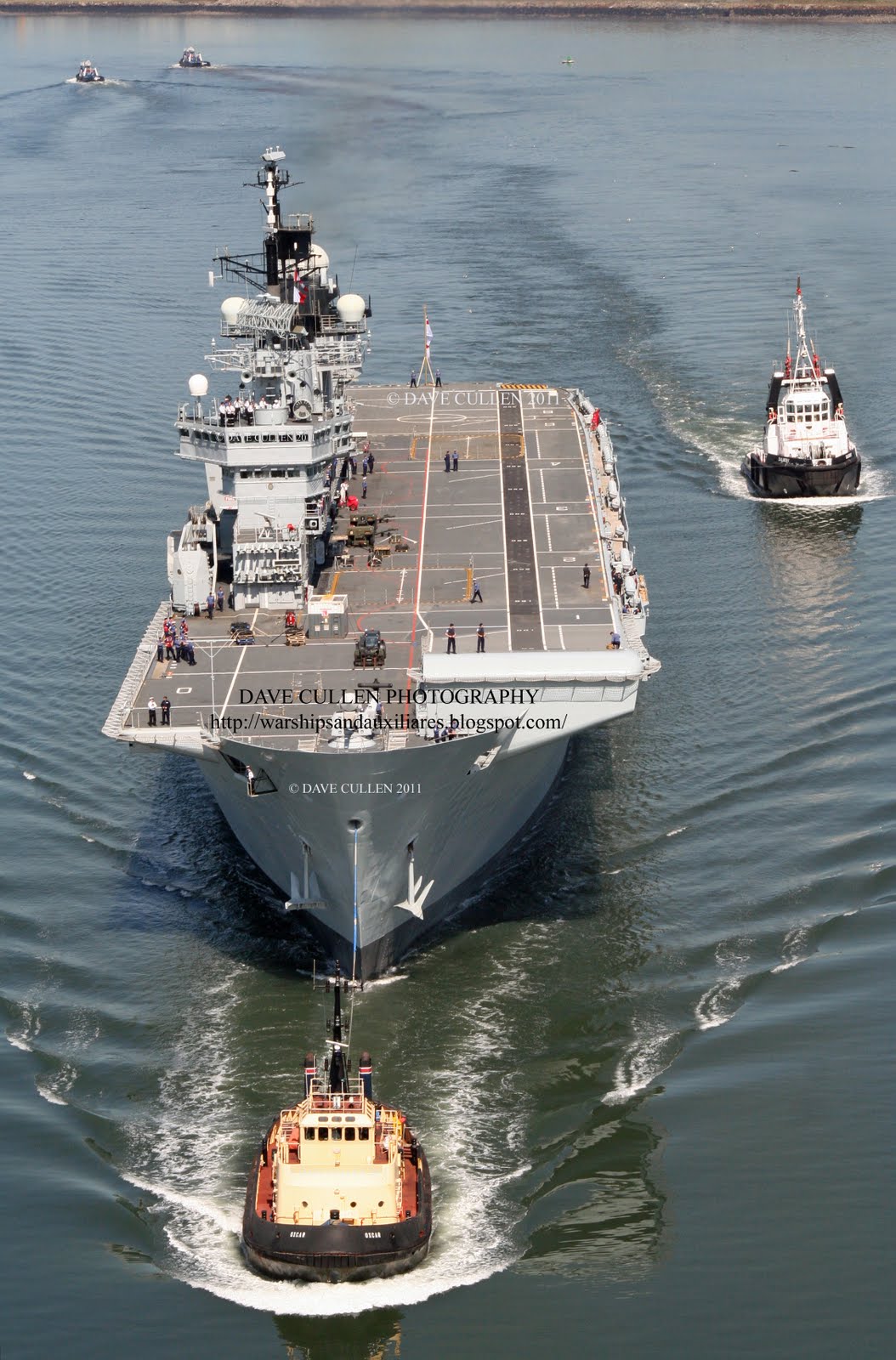 Warships and Auxiliaries: HMS Illustrious