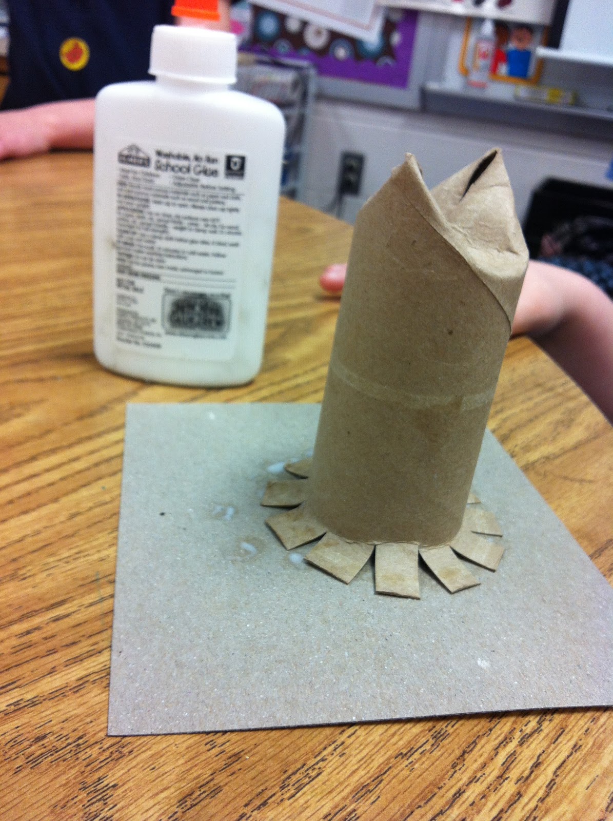 ChumleyScobey Art Room: Kindergarten Monster Sculptures