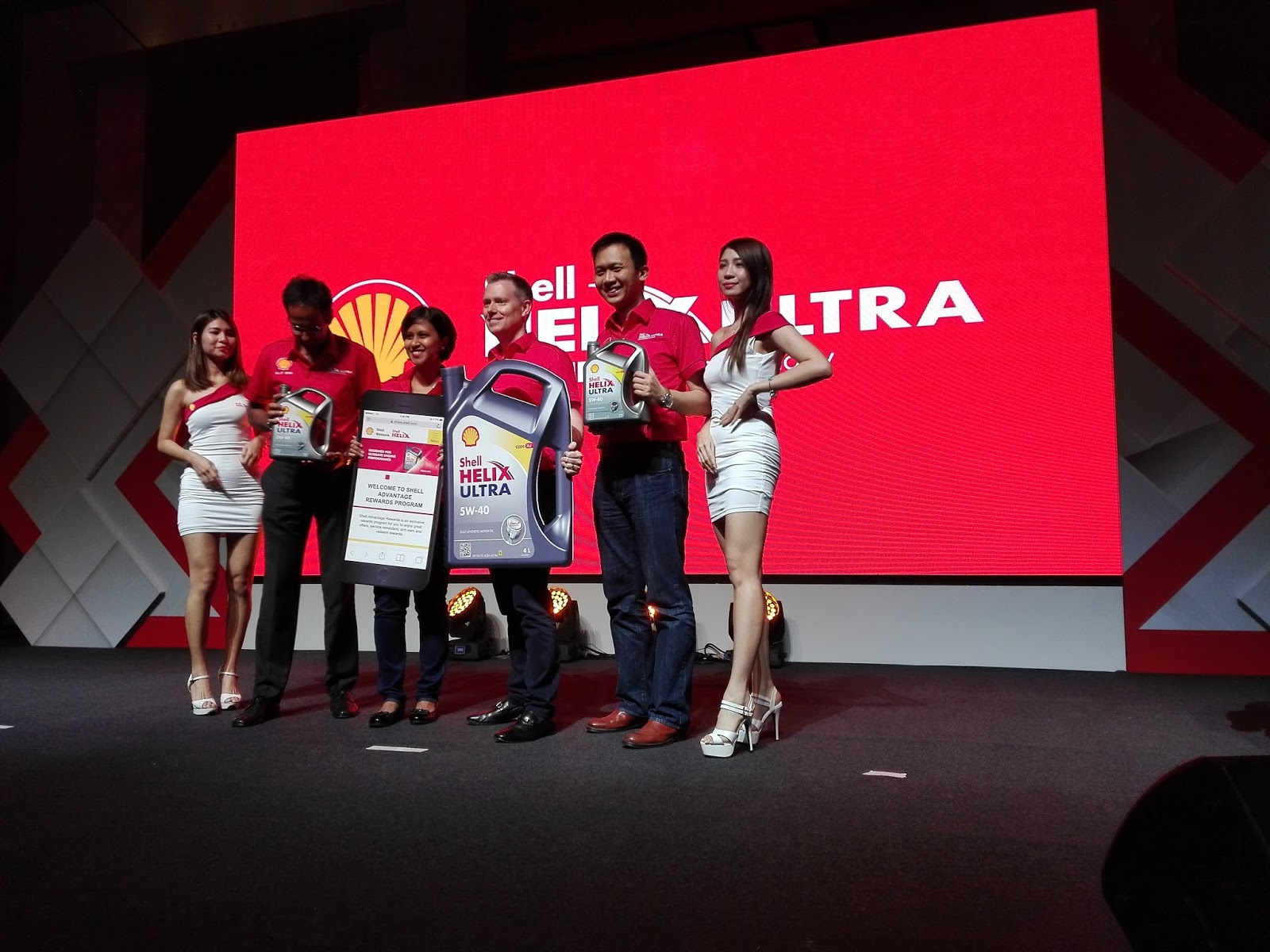 Motoring-Malaysia: Shell Helix Launches the 'DRIVE ON' Brand Campaign ...