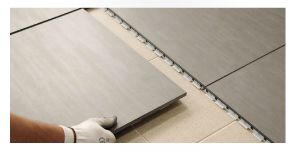 Arredo In: Pavimento ad incastro