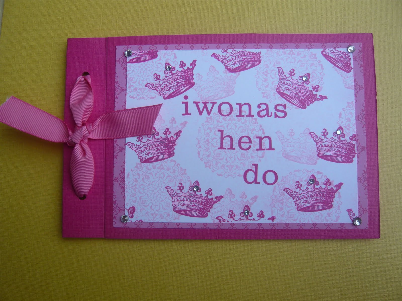 Crafty ThINKer: Happy Hen Do!!
