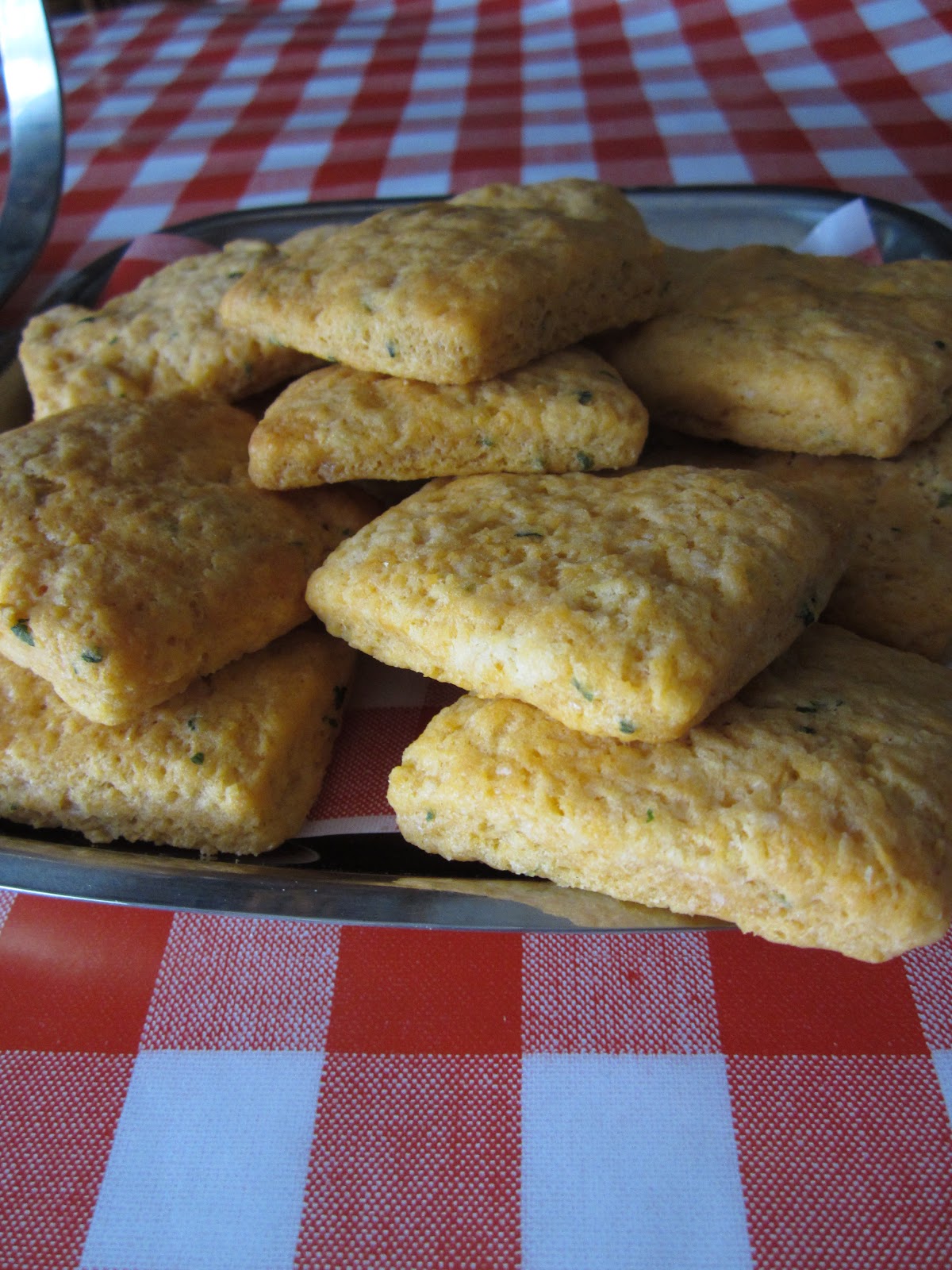 It´s cooking time: Picnic made in Spain: Galletas de tomate & Galletas ...