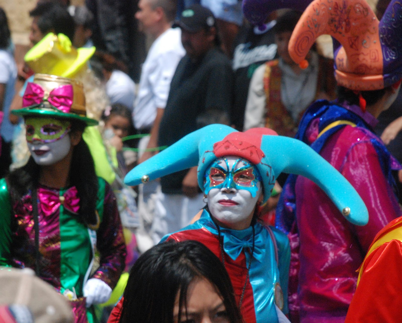 CupCakes and CrabLegs: Dia De Los Locos