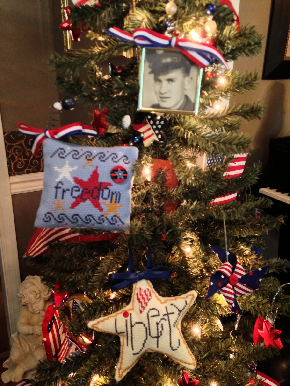 A Symphony of Stitches: Patriotic Tree!