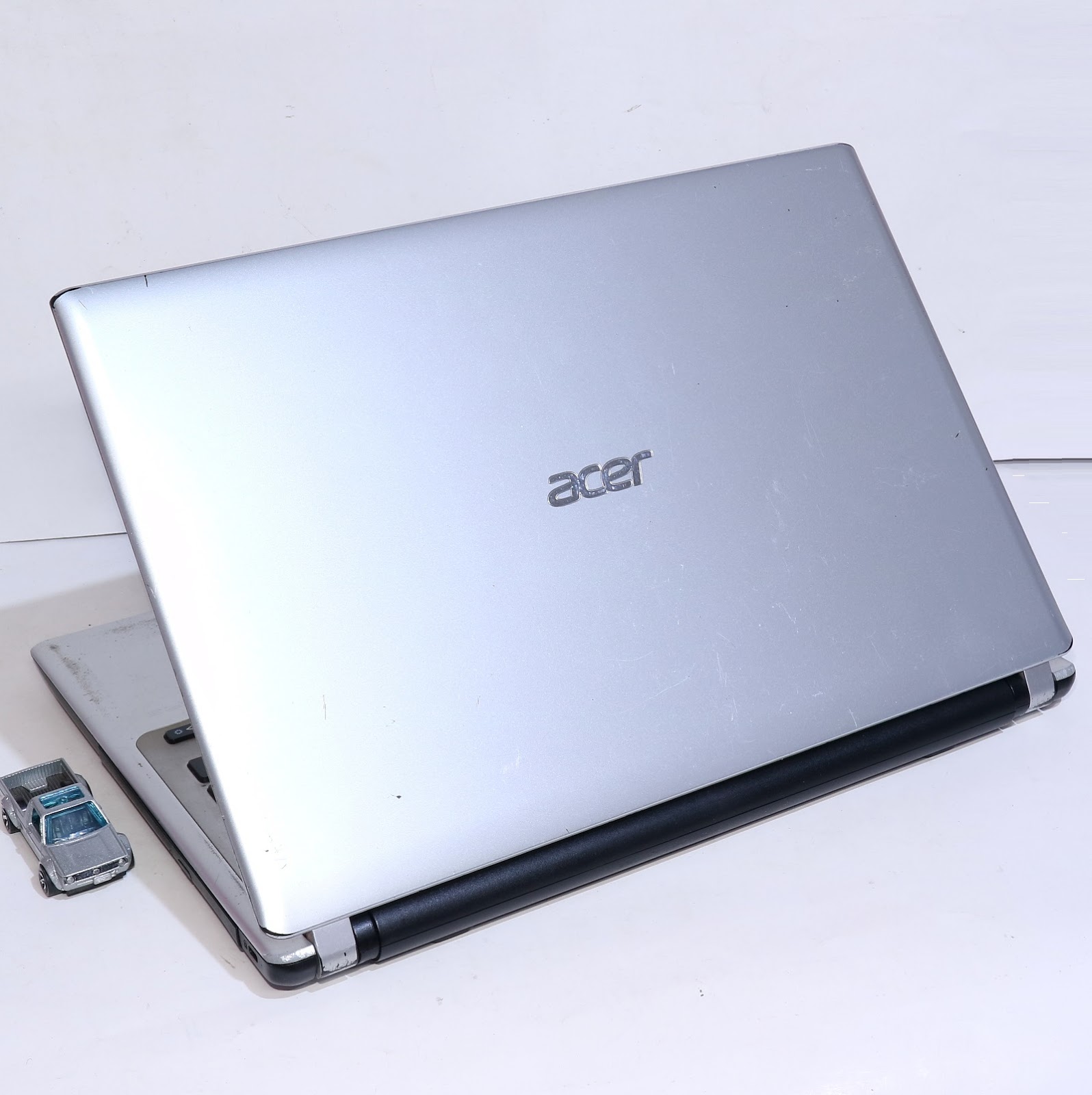 Laptop Gaming | Acer V5-471G | Core i5 | Dual VGA | Jual Beli Laptop ...