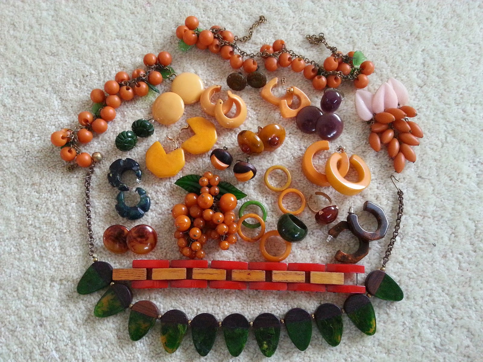 My Bakelite Collection | Pin-up Girl Galleries