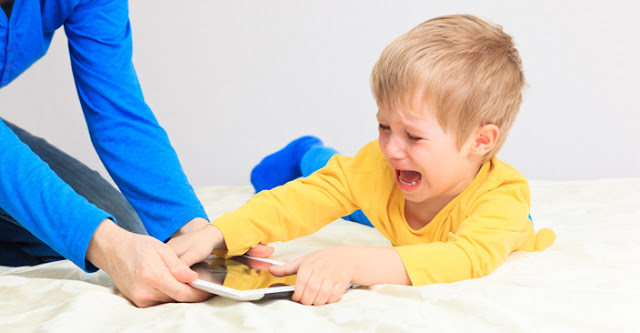 How to Protect your Kids from Overuse of Technology - Omnie Solutions ...