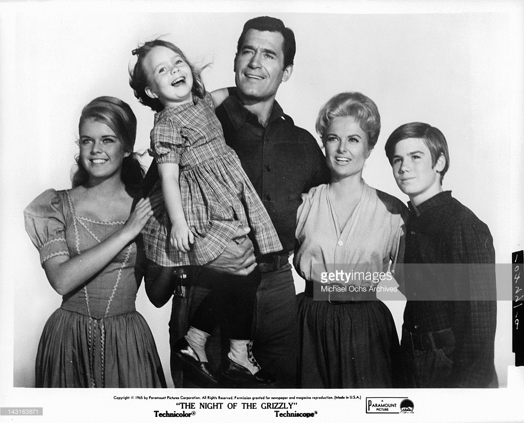 Laura's Miscellaneous Musings: Tonight's Movie: The Night of the ...