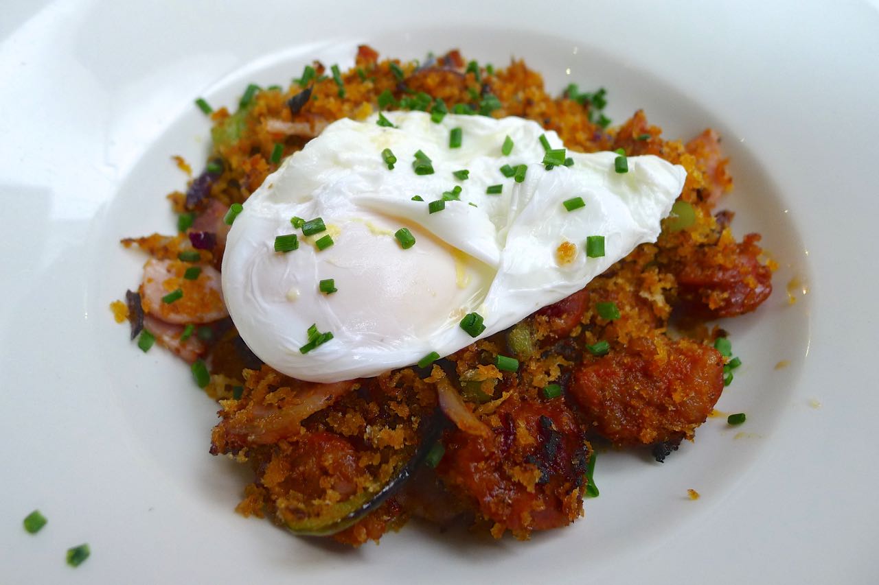 HUNGRY HOSS: Lunya, Liverpool