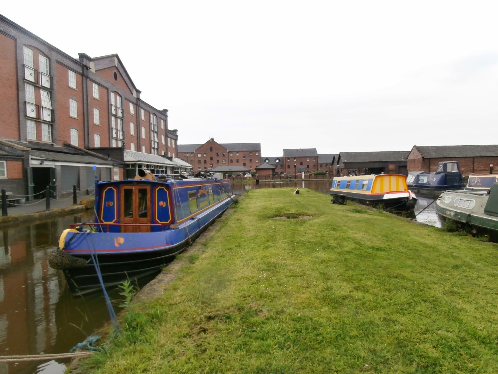 Living The Dream: Chester to Ellesmere Port