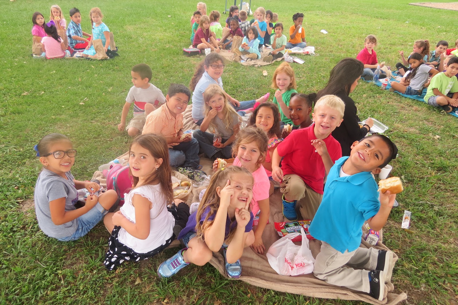Readerbuzz: Chapter Book Club Picnic