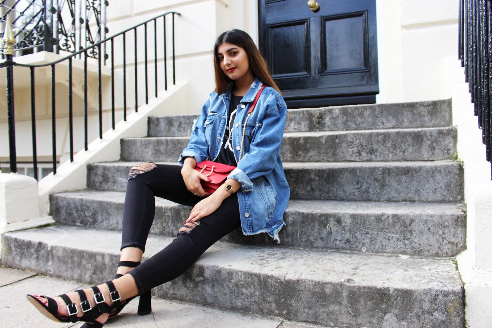 50 SHADES OF RED | OOTD & LOOKBOOK | Kits Beauty Edit