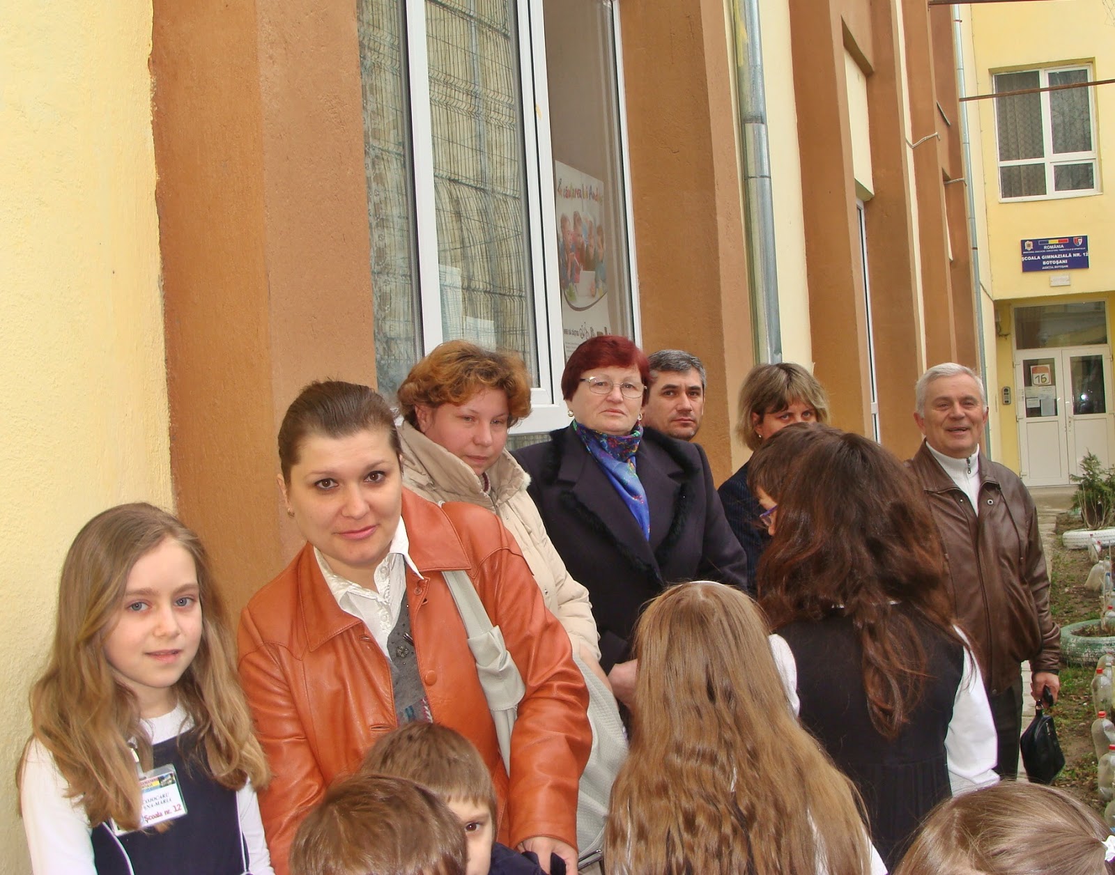 Fashion for kids Botosani: Ziua portilor deschise la Scoala nr.12 Botosani
