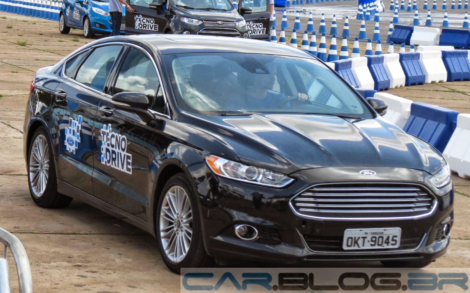 Vídeo: Fusion Titanium EcoBoost AWD em test-drive