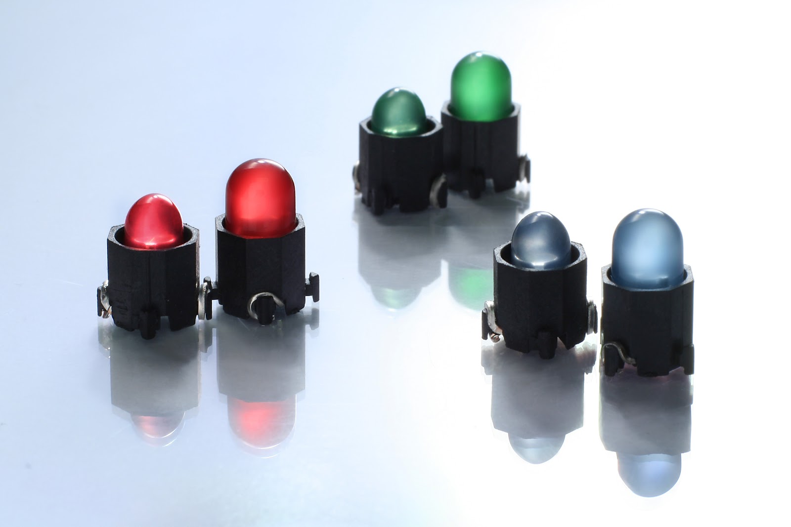 OctoLED Offers Through Hole LED Features in SMT Package