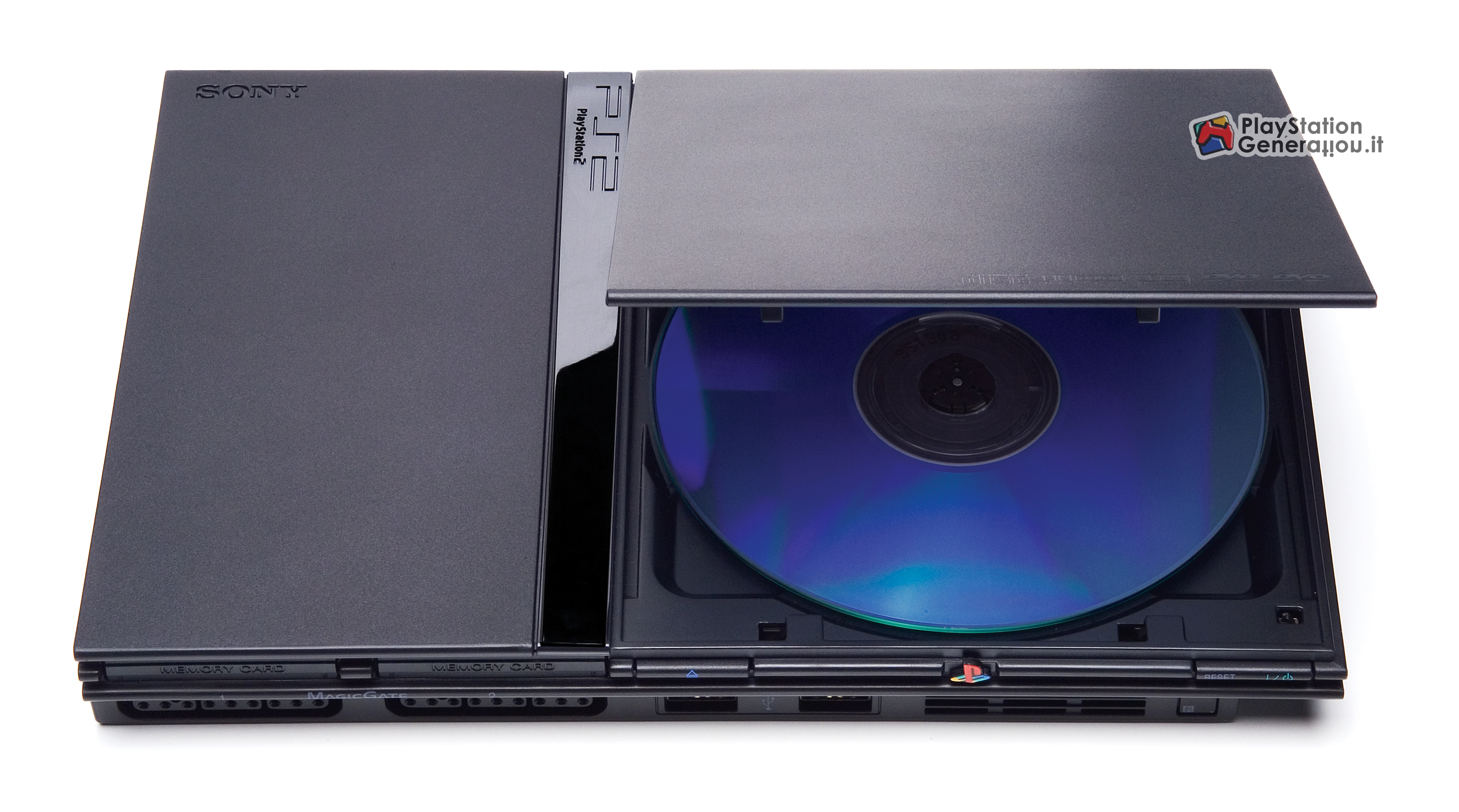 PlayStation 2 Slim: Intervista a Teiyu Goto sul nuovo design ...