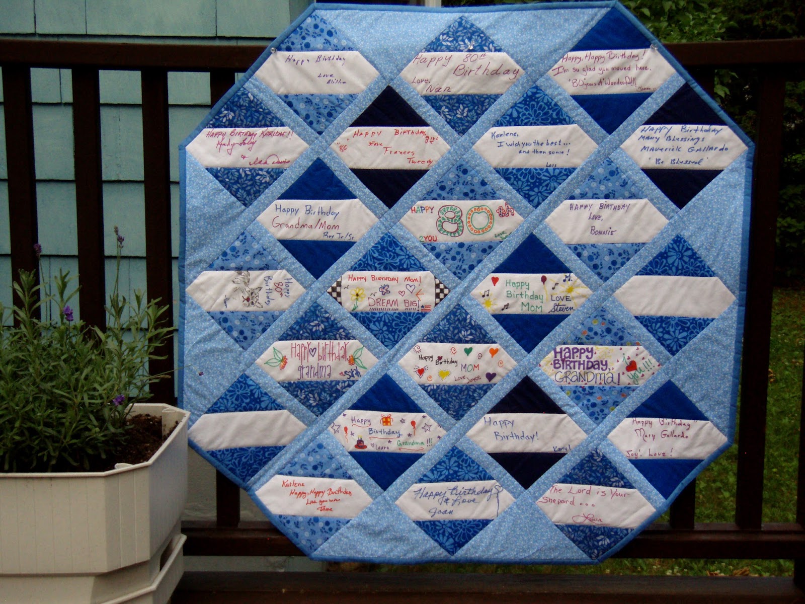 ladynthread: Signature Quilt