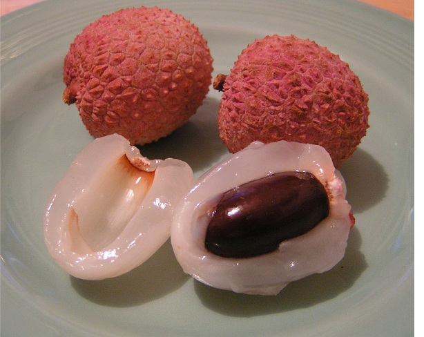 We love Our Bangladesh: Litchi/lichi/lichee/leechee/leechi(Lichu) is a ...